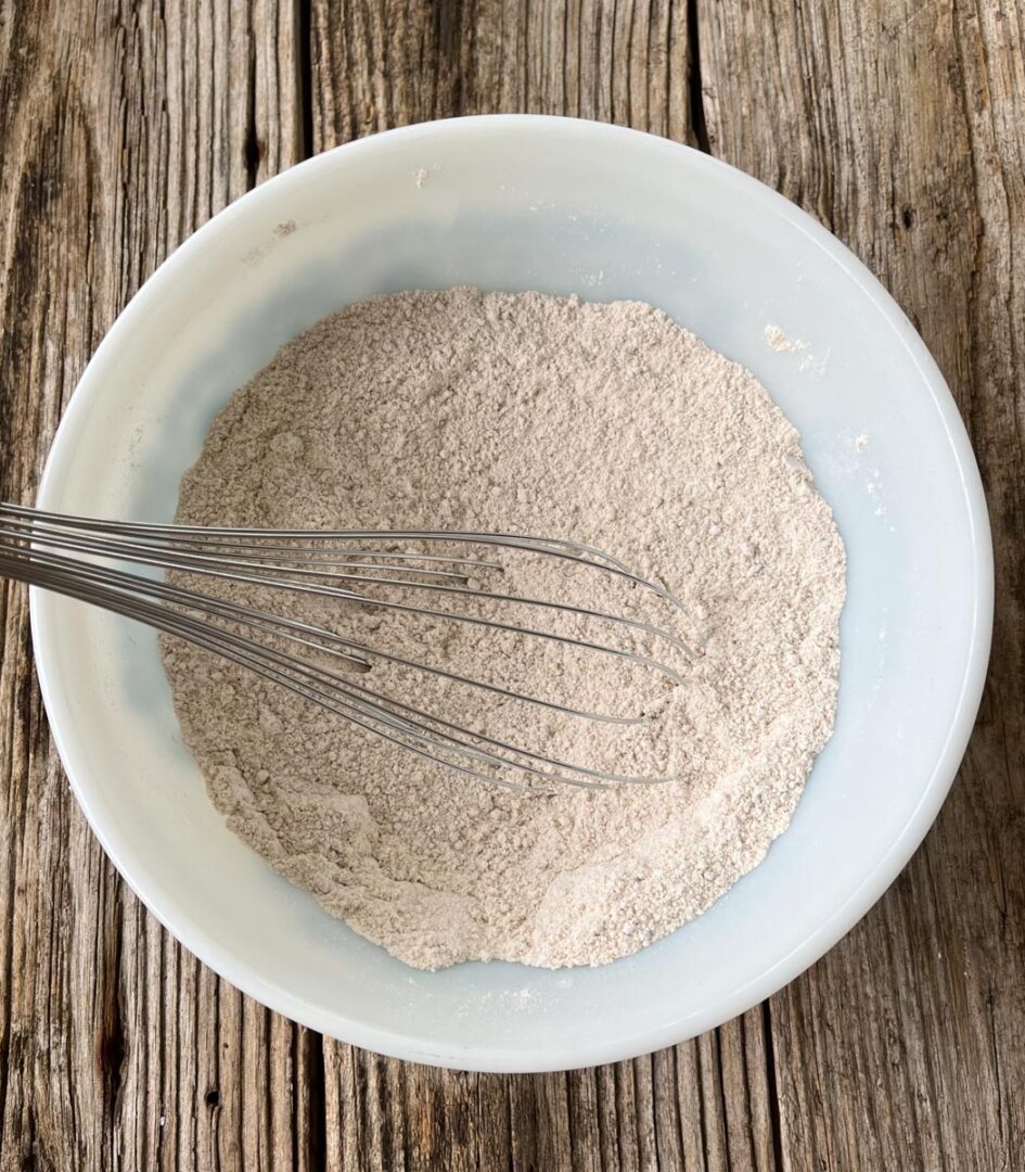 How To Make Delicious Homemade Classic Moon Pies - joinmeinthekitchen.com