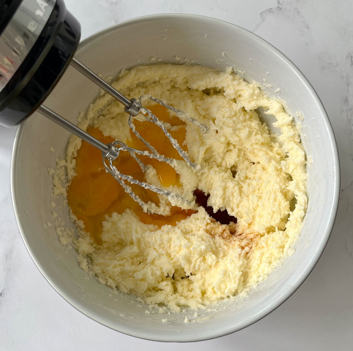 The Best Old Fashioned Sand Tarts Cookie Recipe - joinmeinthekitchen.com