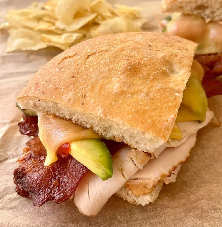 Easy Panera Chipotle Chicken Avocado Melt (Copycat ...