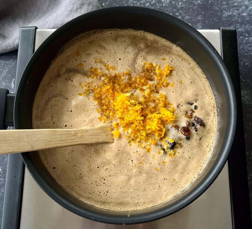 Irish Porter Spice Cake With Dried Fruit Recipe - joinmeinthekitchen.com