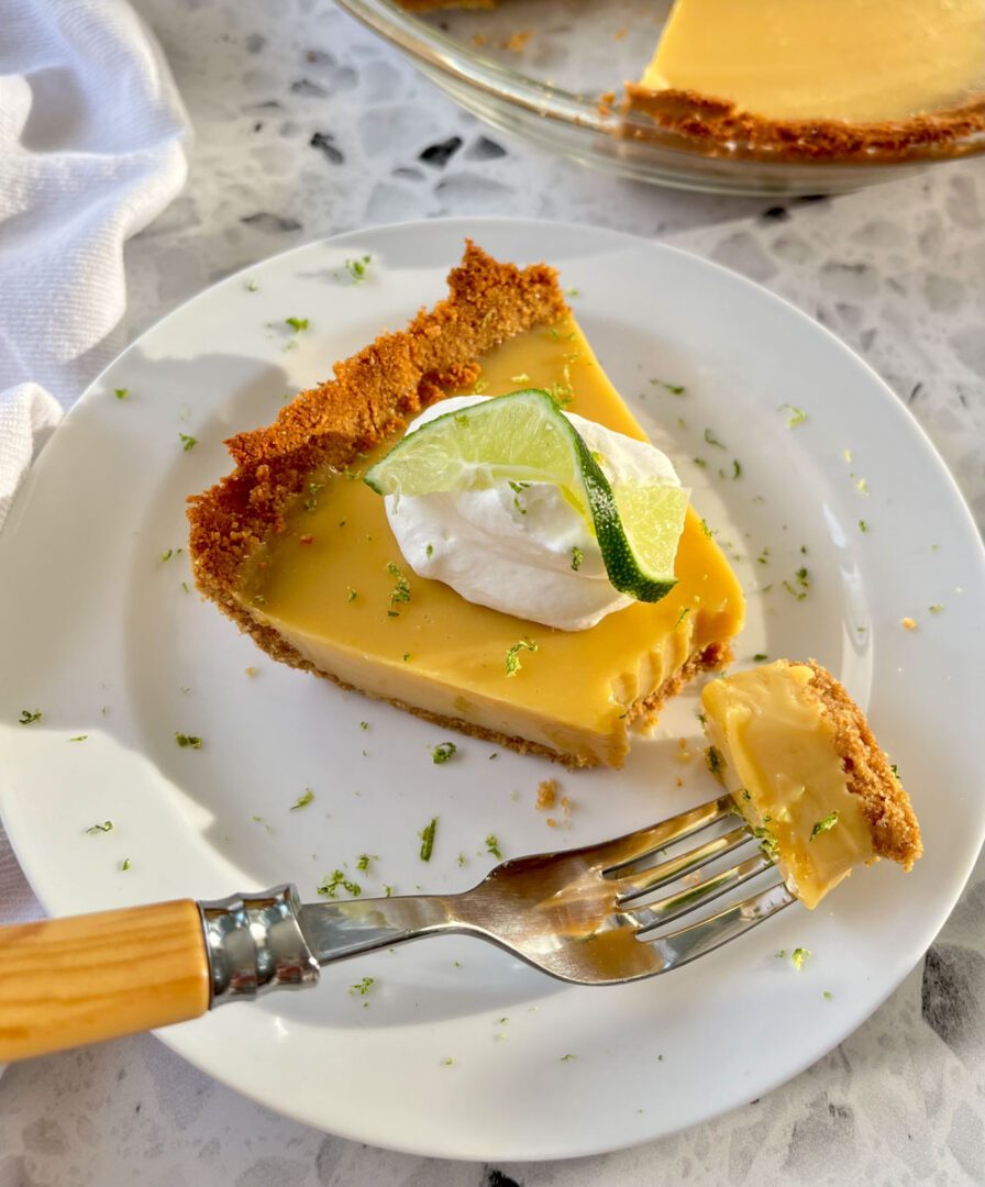 Easy Classic Florida Key West Lime Pie Recipe - joinmeinthekitchen.com