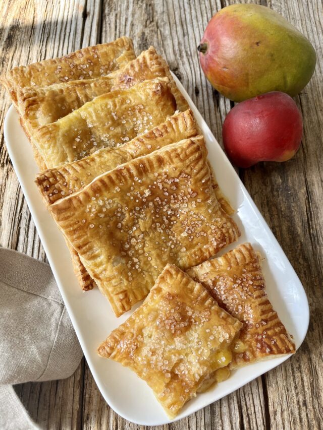 Air Fryer Peach Mango Pocket Pies Jollibee - Style - joinmeinthekitchen.com