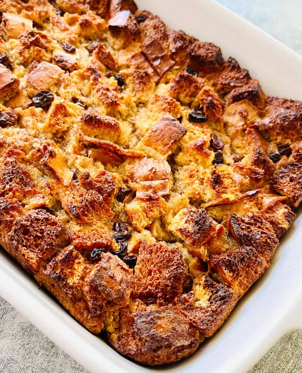 Easy Bread Pudding with Rum Sauce - joinmeinthekitchen.com