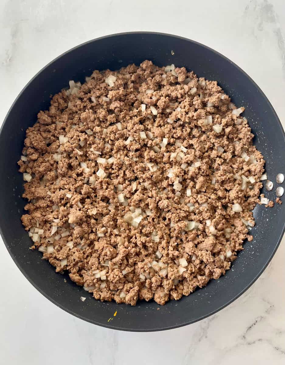 Loose Meat Sandwiches (Iowa Maid Rite Copycat) - joinmeinthekitchen.com