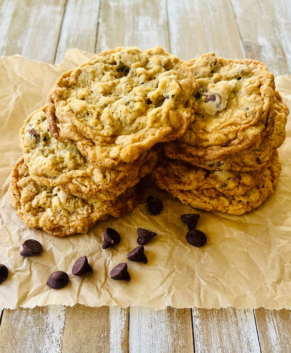 Potbelly Oatmeal Chocolate Chip Cookie Recipe (Copycat ...