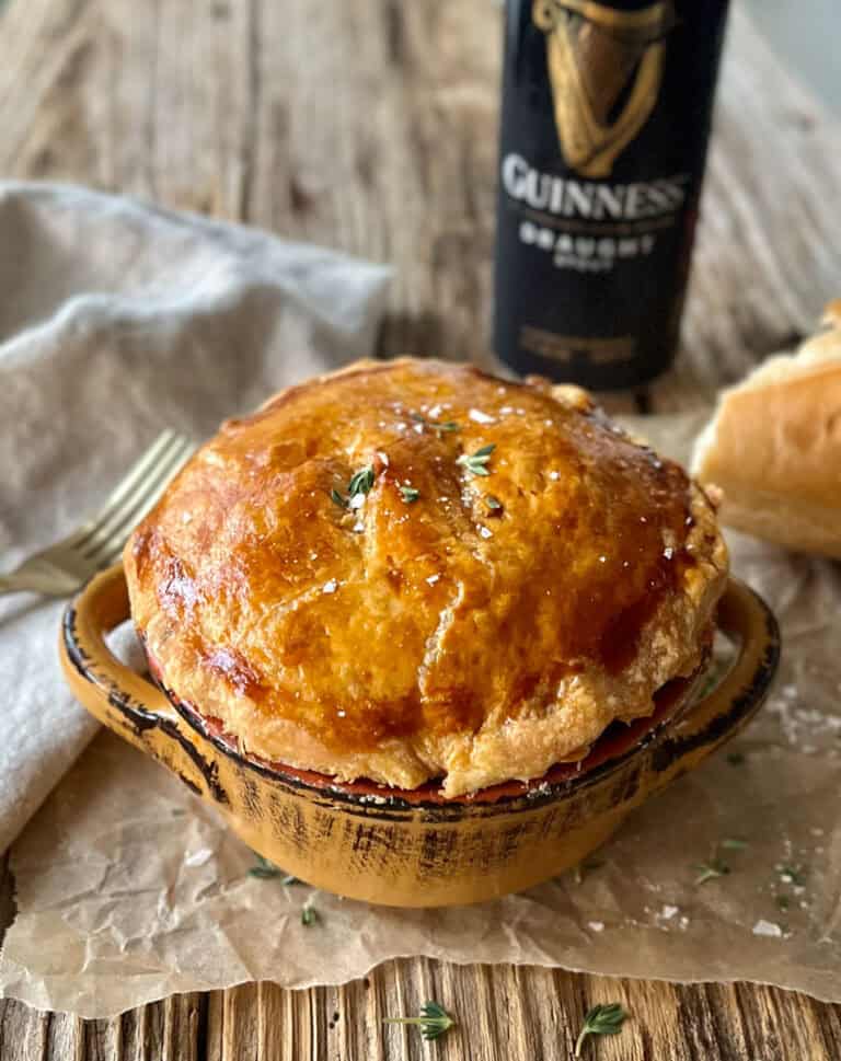 Irish Beef Pot Pie With Guinness - joinmeinthekitchen.com